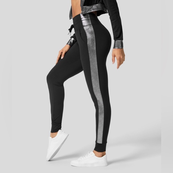 HALARA | Pants & Jumpsuits | Halara Airy High Waisted Color Block Full ...